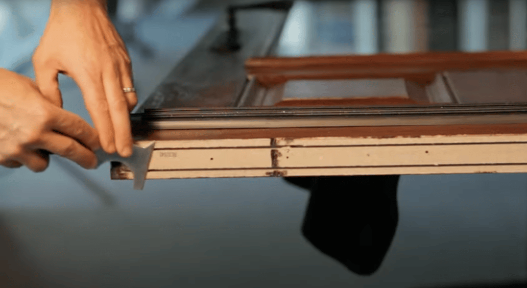 How to replace dual bulb door bottom